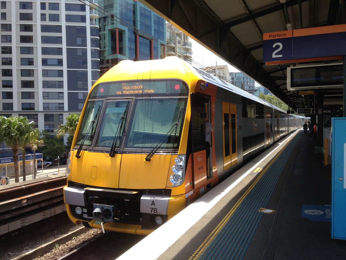 Double Decker Train | Transport Design International (TDI)